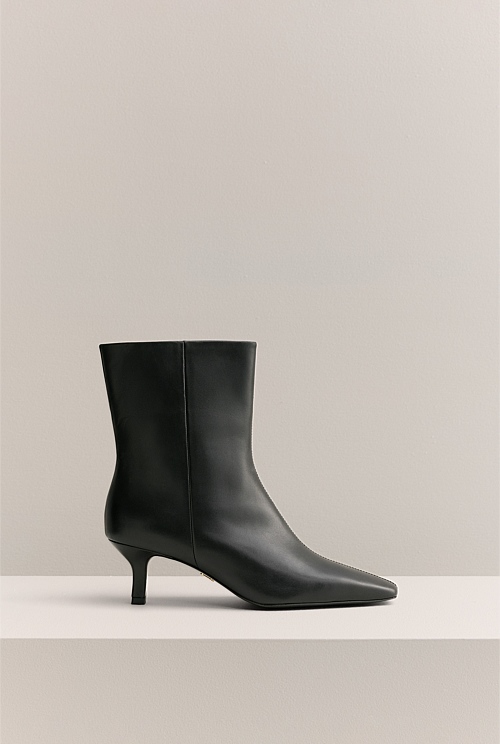 Black Frome Boot - WOMEN Boots | Trenery
